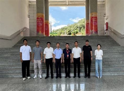 纺织学院