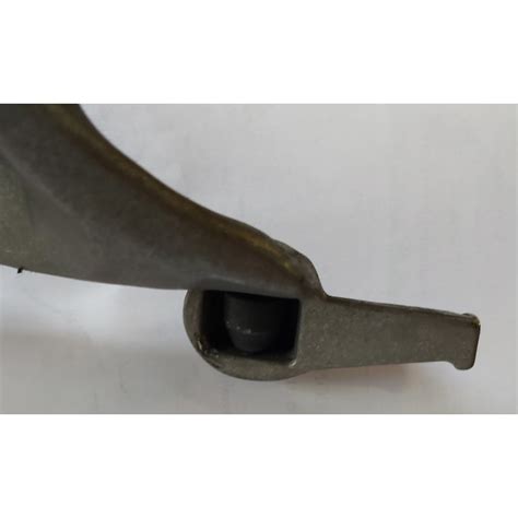 Protection plastique pour tête opérante de démonte pneus par
