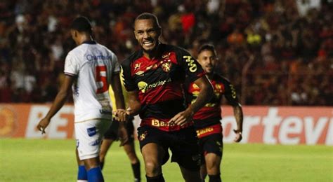 SPORT Gustavo Coutinho em alta Sport já trabalha para renovar