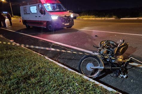 Acidente Na Tancredo Neves Deixa Duas Pessoas Gravemente Feridas