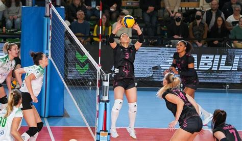 Loire Atlantique Volley ball Ligue AF Devant leur public les Nantaises à la relance
