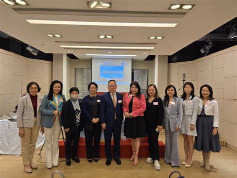🌟「全國兩會精神分享會」🌟 由香港各界婦女聯合協進會女企業委員會主辦，金紫荊女企業家協會及華人女企業家協會、大灣區香港女企業家總會、亞太女