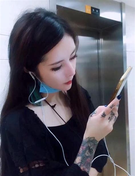 网红鼻祖沉珂离婚，十年非主流败给现实！