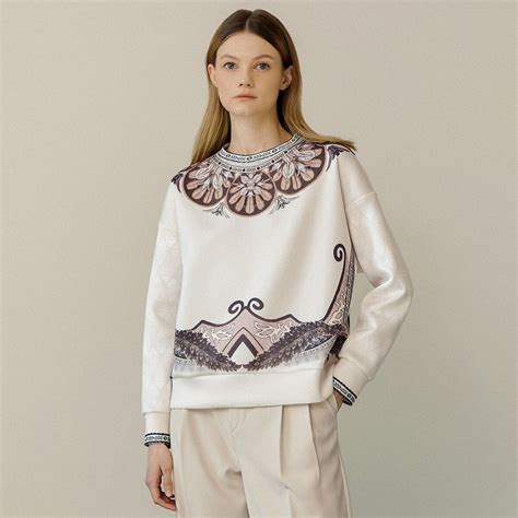 틸라 프린트 티셔츠브라운 감도 깊은 취향 셀렉트샵 29cm