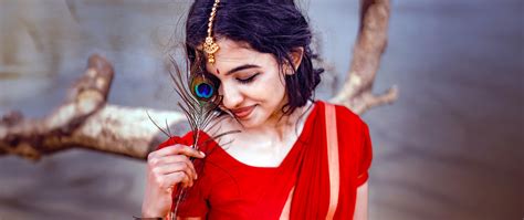 Mamitha Baiju Wallpaper 4k Photoshoot 5k 8k