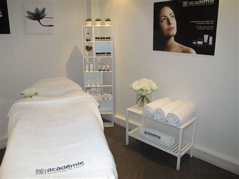 La Cabine Esthetician Room Decor Massage Room Decor Esthetics Room