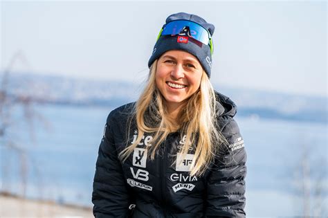 Sport Ski Skiskytter Tiril Eckhoff Legger Opp