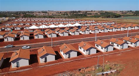 Entrega de casas em São Gabriel do Oeste Agência de Noticias do