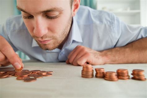 Повышение оплаты труда с 1 января 2024 года Кому и на сколько увеличат