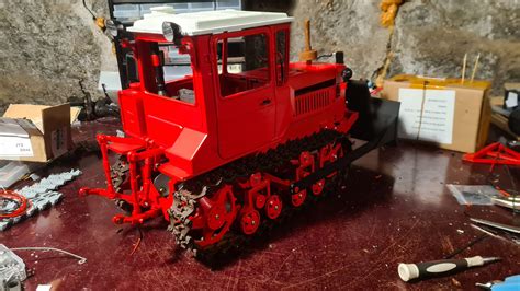 Stl File Chassi For Soviet Dt75 Bulldozer Tractor Rc 110 🚜・3d Print