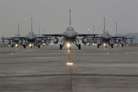 Taiwán Denuncia Ingreso De Aviones Y Buques Chinos Cerca De Isla