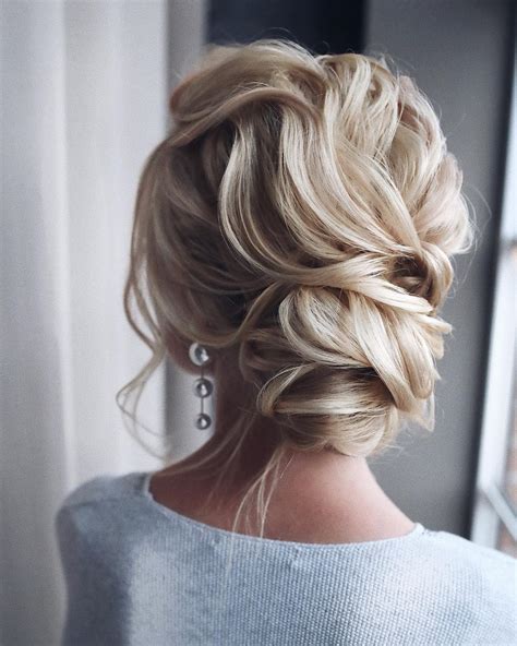 10 Updos For Medium Length Hair Prom And Homecoming Hairstyle Ideas 2020