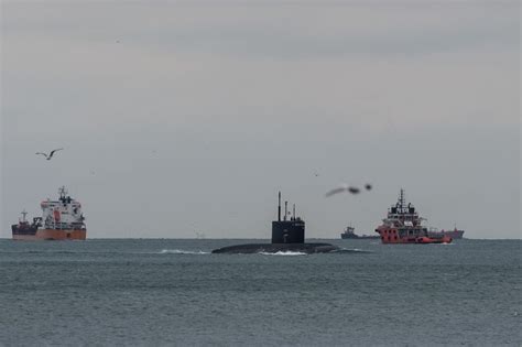 РФ вивела субмарину з Калібрами у Чорне море Заборона