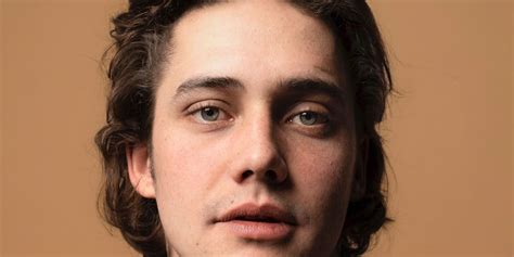 Lacteur Pablo Caprez Parle De Succès Et Daide