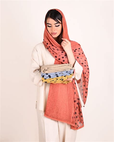 شال پلیسه خالخالی S00151 فروشگاه پوشاک اینفینیتی