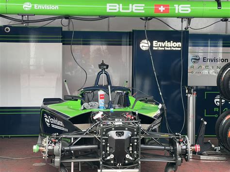 Fábio Seixas on Twitter Flagras da FIAFormulaE no Anhembi Frente a
