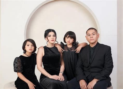 Long Time No See A Photo Of Tania Putri The Actress Who Played Helen In The Soap Opera