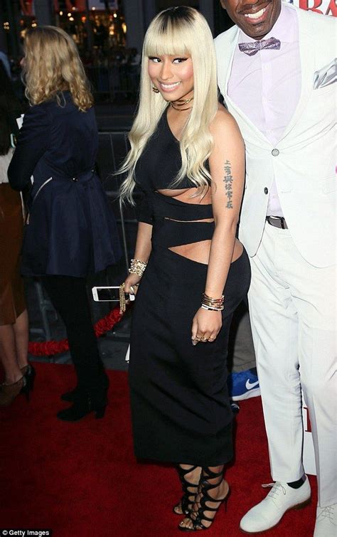 Nicki Minaj Shows Off Her Incredible Curves For Barbershop Premiere Nicki Minaj Premiere Fashion