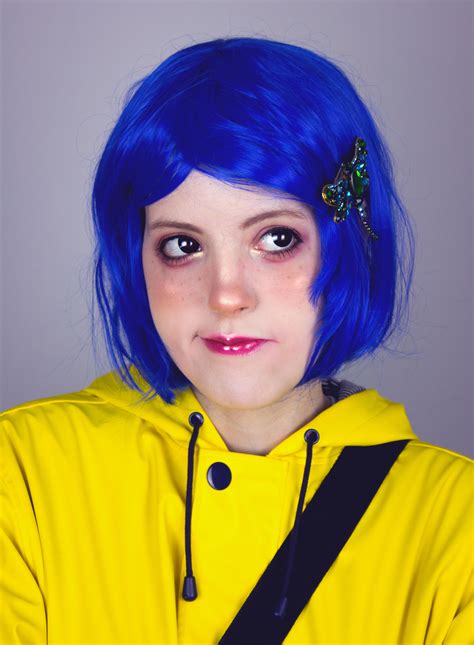 Tried To Do A Lil Cosplay Makeup Of Coraline 💙 Scrolller
