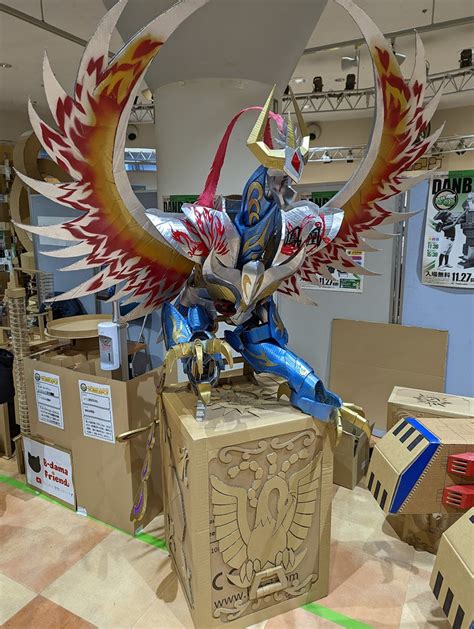 聖闘士星矢の聖衣を再現した作品 青森経済新聞