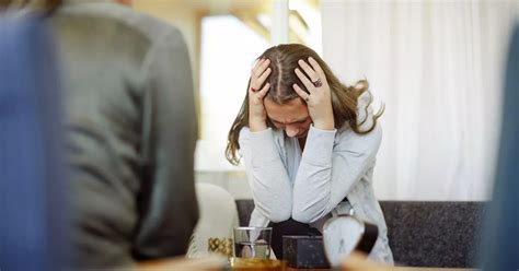 Bpd Symptoms Common Myths And Misconceptions About Borderline