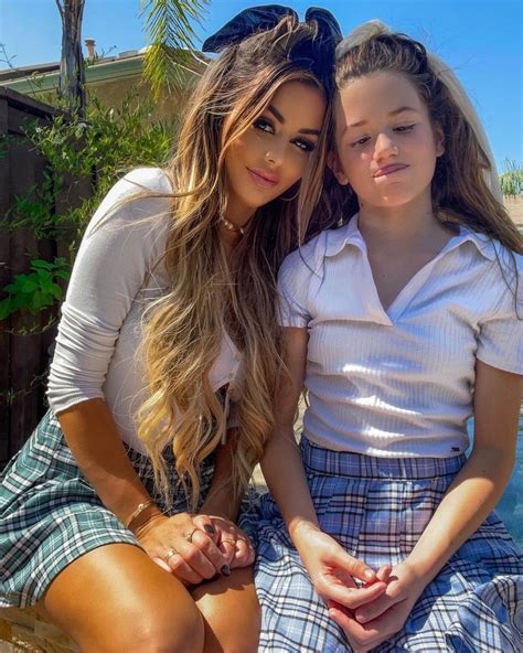 Picture Of Juli Annee