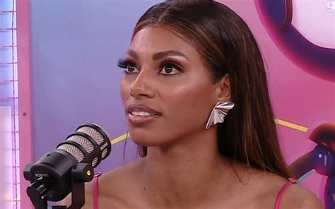 Tina passa mal antes de reencontro ex BBBs e recebe ajuda médica