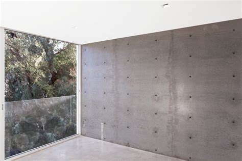 Andrea Lenardin Madden Extends Midcentury La Residence