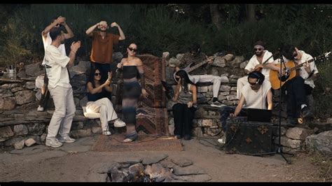 Neyda Irrationnel Live Acoustique Sony Music Entertainment France