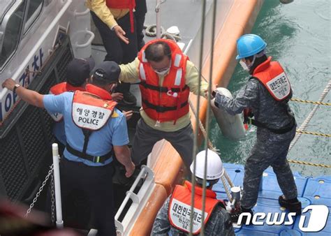 김부겸 총리 해군 한산도함 백신접종 현장 방문 네이트 뉴스