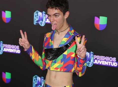 ¡brutal Joaquín Bondoni Actor De Serie Gay Y Las Burlas Por Su