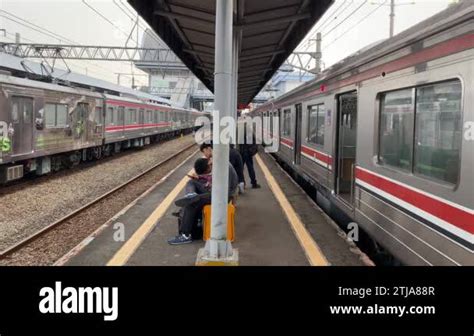 Railroad Rails Stock Videos And Footage Hd And 4k Video Clips Alamy