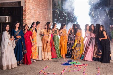 Diwali Festival Celebrated With Great Pomp In Lpu Campus एलपीयू परिसर