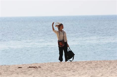 Julia Lee Bannedselfies