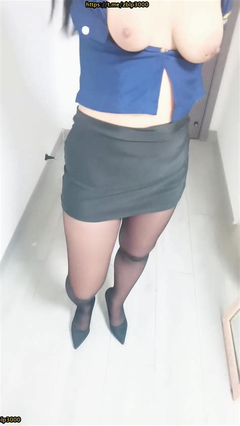极品少妇 陌陌上约了一个45岁的老熟女给我撸鸡吧