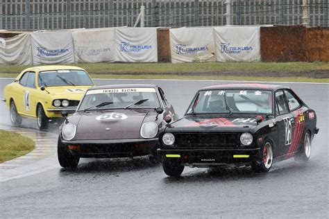 激しさを増す雨足、台風21号の接近。それでも4レースで白熱した戦いが【1】jcca エンデュランス筑波2017 Nostalgichero