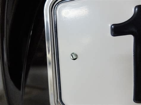 말리부 디젤에 차량 번호판 달아주기봉인볼트 다는 법 네이버 블로그