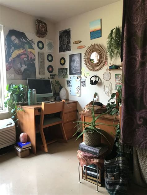 Pin By Giana🌝 On Home Decor Cozy Dorm Room College Dorm Room Decor