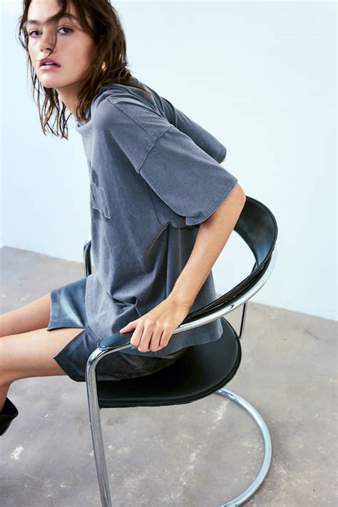 Oversized Motif Detail T Shirt Dark Graymanhattan Ladies Handm Us