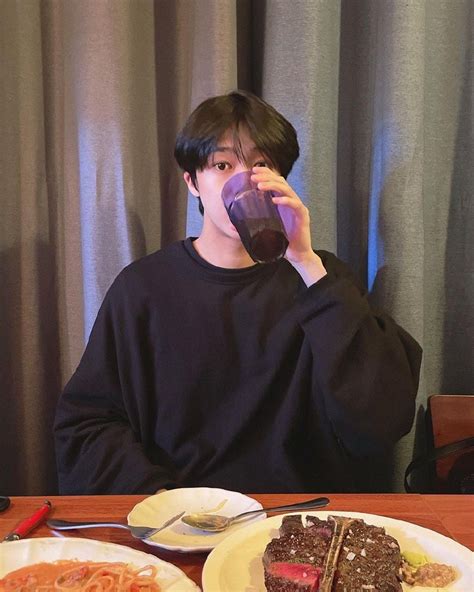 210705 Kang Hyewon Instagram Update 3 With Shin Suhyun R Izone