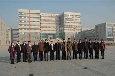 唐山劳动技师学院图册 360百科