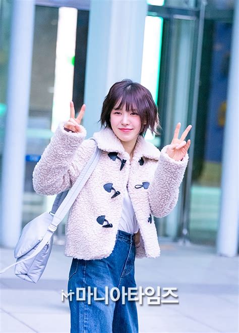 레드벨벳 웬디 천사 미소