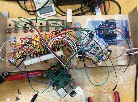 Diy Synthesizer Uses A Raspberry Pi To Make Your Next Beat Tom S Hardware