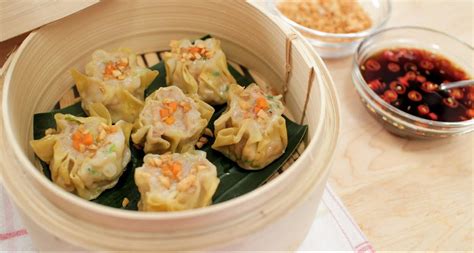 Hướng Dẫn Cách Làm Xíu Mại Chấm Bánh Mì Đơn Giản Và Ngon Miệng