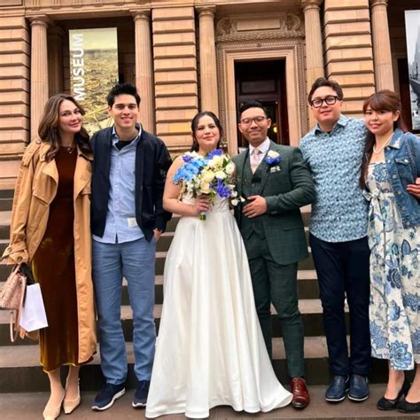 Potret Pernikahan Adik Maxime Bouttier