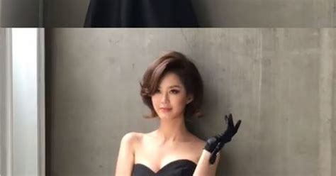 Sns]지소연 우아한 블랙 드레스 고혹美 물씬