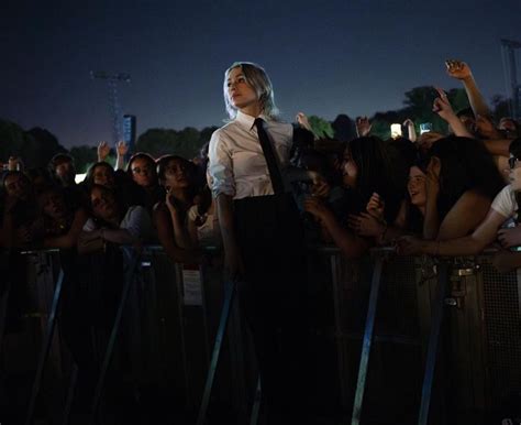 Phoebe Bridgers Phoebe People Fangirl