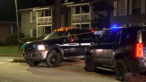 Home Invader Shot To Death After Breaking Into Dekalb Apartment Police
