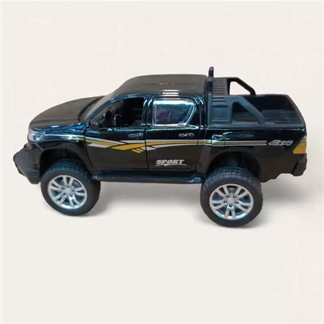 خرید و قیمت ماکت تویوتا هایلوکس فلزی وانت پیکاپ Toyota Hilux از غرفه
