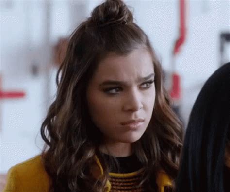 Hailee Steinfeld  Hunt